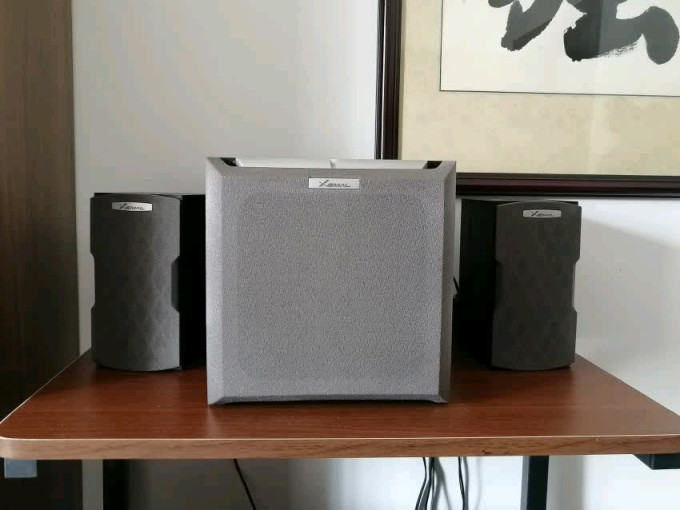 漫步者R303BT音箱怎么样 漫步者R303BT：桌面音响新宠_什么值得买