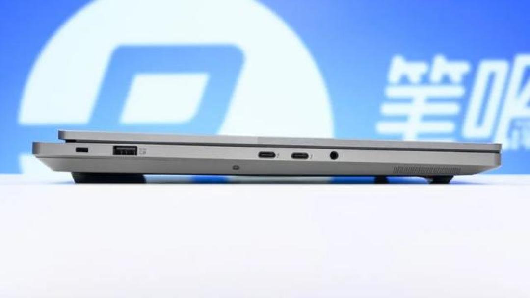 ThinkBook 16p 2025 AI元启评测：200W性能释放+商务美学，如何重新定义高端轻薄本？_笔记本电脑_什么值得买