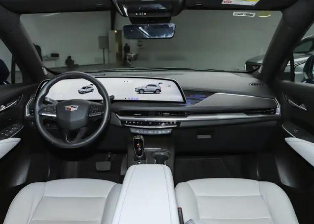 15.99万起配全系2.0T+33英寸屏！凯迪拉克XT4豪华SUV颠覆同级性价比_SUV_什么值得买
