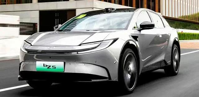 一汽丰田bZ5纯电SUV上市！12.98万起配高阶智驾，续航达630km_新能源车_什么值得买