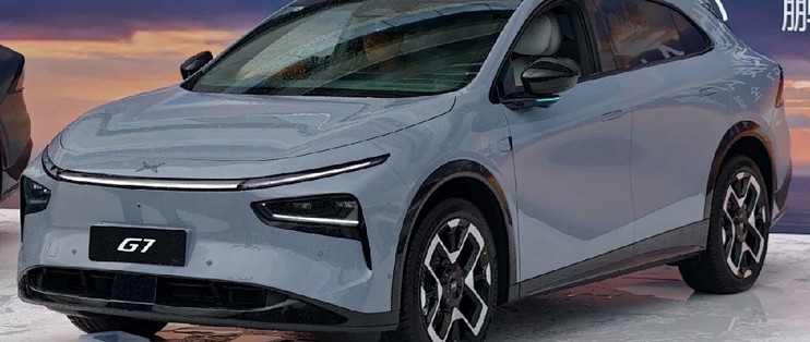 小鹏G7 vs 小米YU7：差价3万怎么选？_新能源车_什么值得买