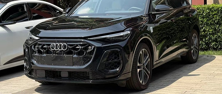 新一代奥迪Q5L无伪装实车曝光_中型SUV_什么值得买