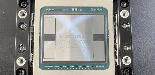 垃圾佬的矿区战神，普通人的电子手雷，NVIDIA V100和AMD MI50_显卡_什么值得买