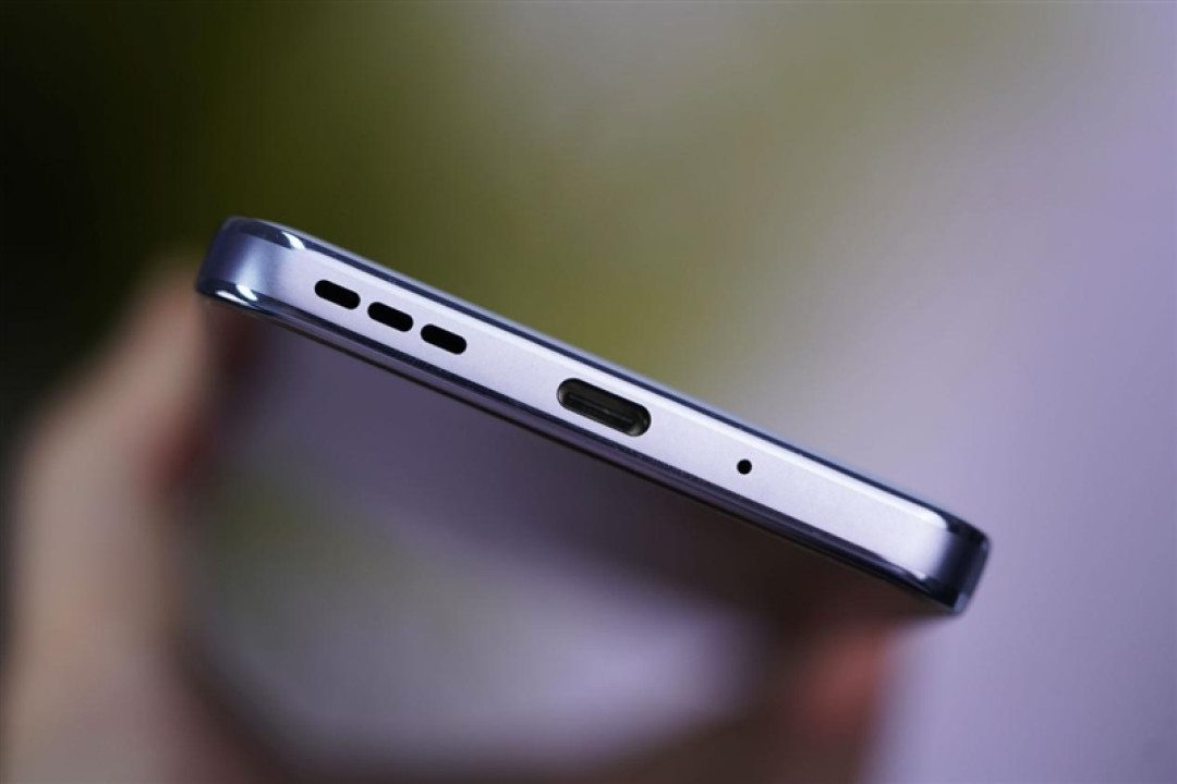 抗摔防水又大续航！联想moto g100 Pro评测：千元价位罕见全能选手_手机_什么值得买