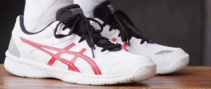 Asics River CS 白红训练鞋，通勤运动两不误_羽毛球鞋_什么值得买