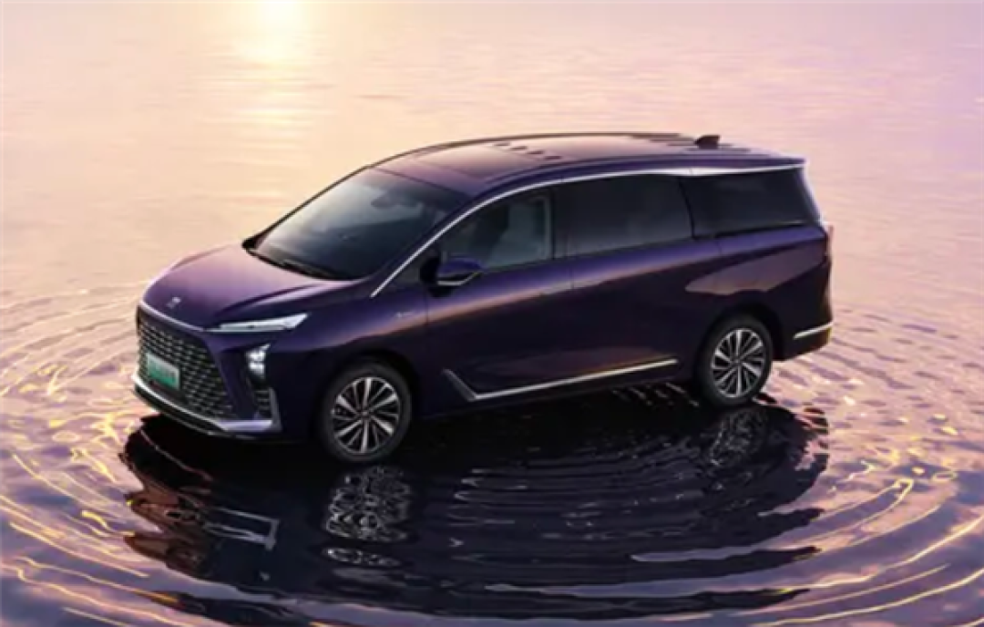 新款别克GL8陆尊PHEV内饰曝光：升级环抱式后排座椅加热_SUV_什么值得买