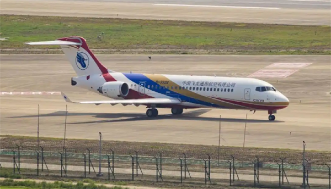 首架国产C909医疗机交付中国飞龙通航 具备高高原机场起降能力 被称为“空中ICU”_国内出行交通_什么值得买