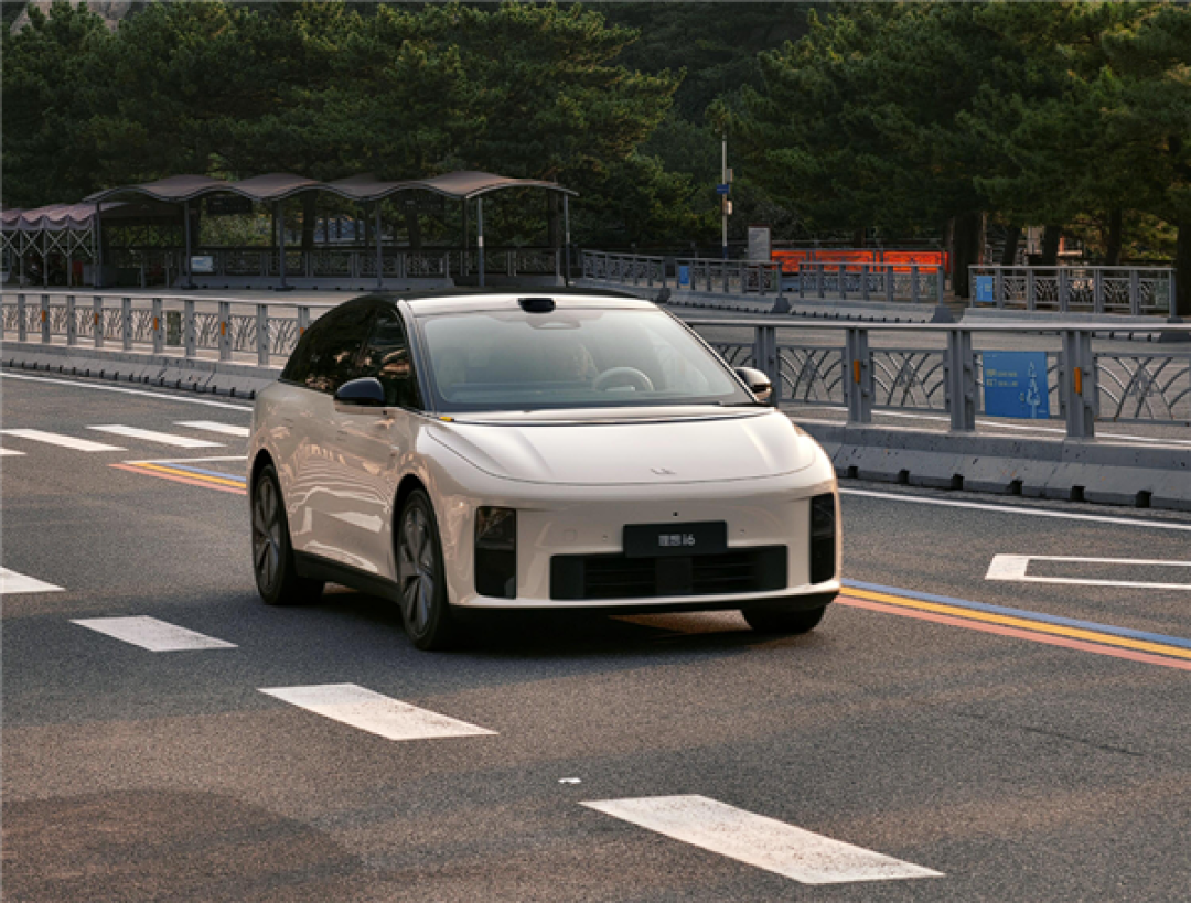 真的卖爆了！理想i6上市48小时一线快报出炉：锁单已超3万台_新能源车_什么值得买