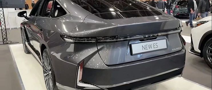 雷克萨斯ES350e vs 同级豪华纯电轿车？用户实测反馈告诉你谁更值得买_新能源车_什么值得买