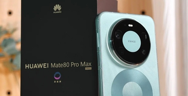 华为 Mate80Pro和ProMax怎么选？外观差不多，实际体验完全不一样_其他智能手机_什么值得买