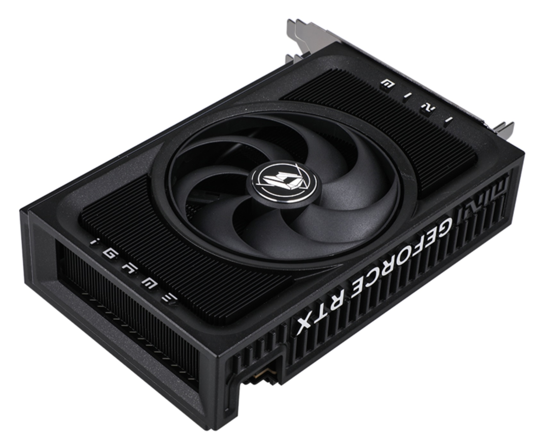 七彩虹 RTX 50 系列 Mini 显卡登场：180mm 紧凑设计专为小机箱打造，最高到RTX 5070_显卡_什么值得买