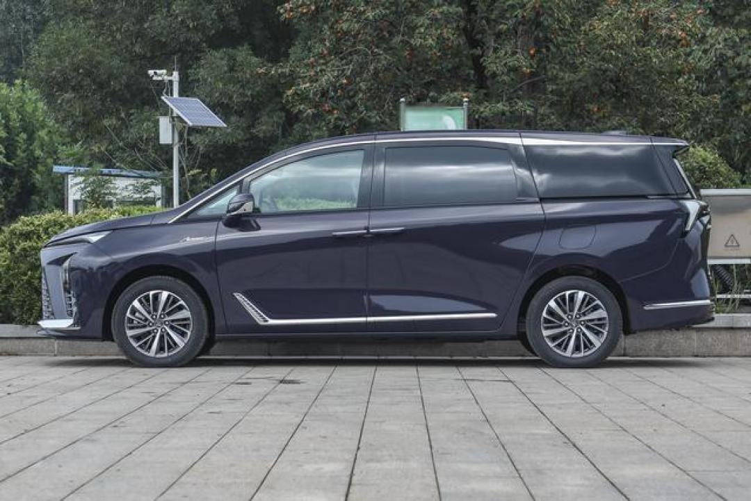 别克GL8 PHEV：实用主义的MPV选择_MPV_什么值得买