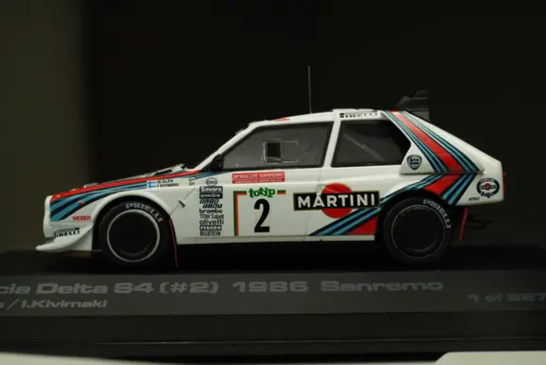 蓝旗亚Delta S4：B组巅峰的疯狂与偏执_汽车模型_什么值得买