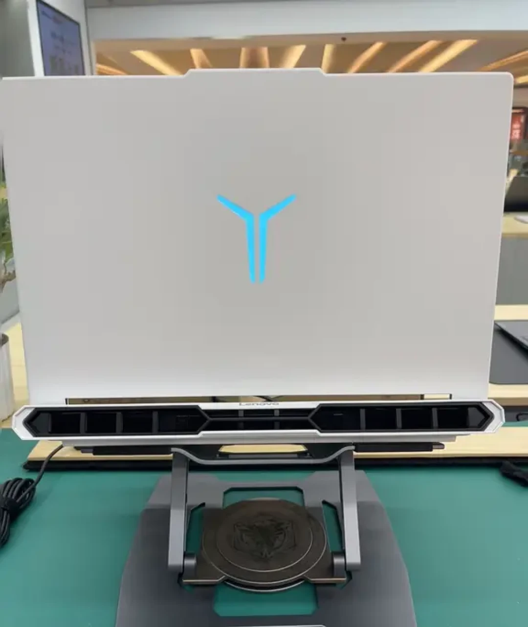 R9000P 2025深度解析：Zen5与RTX 50系性能猛兽_笔记本电脑_什么值得买