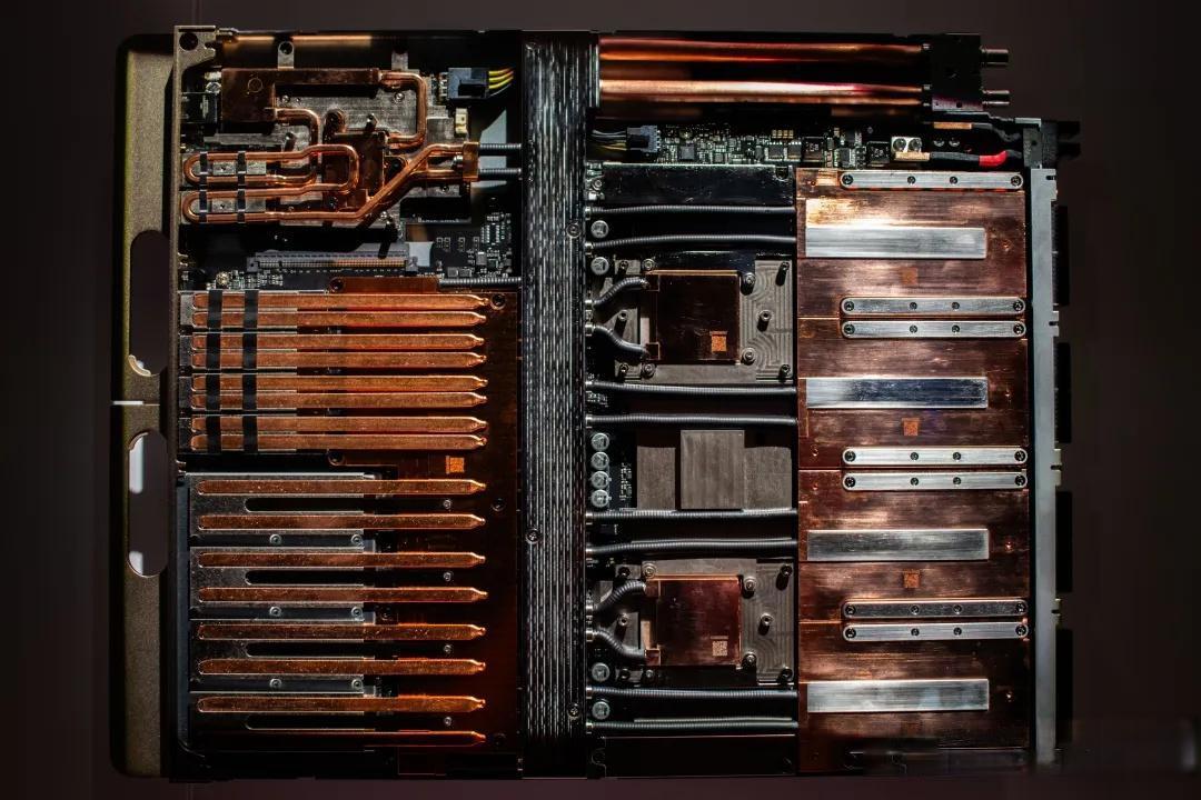 NVIDIA Rubin Ultra NVL576的機架及液冷伺服器設計_台式机_什么值得买