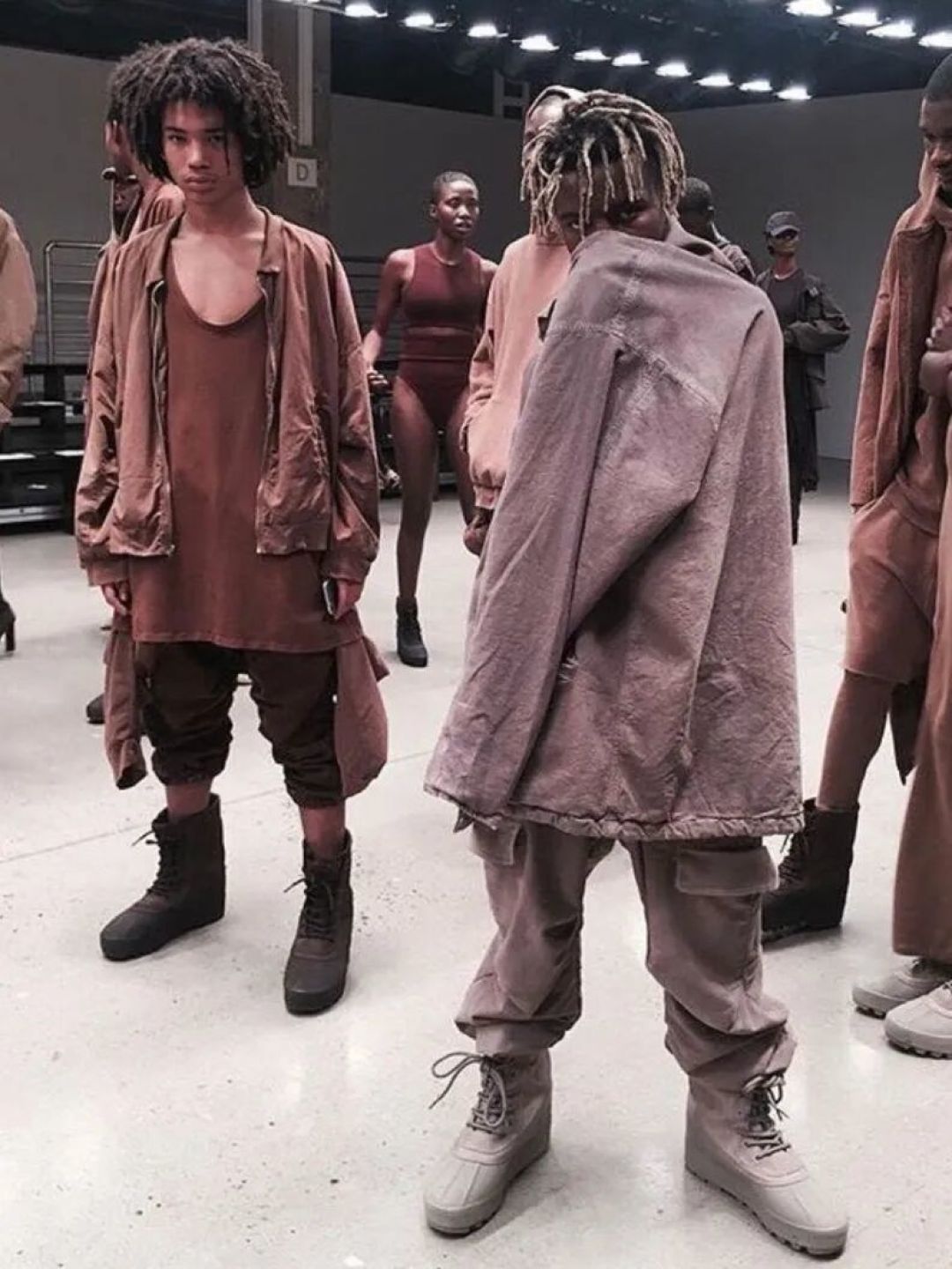 青年之王Ian Connor的「斯凯奇」，老人小孩都能穿_男士休闲鞋_什么值得买