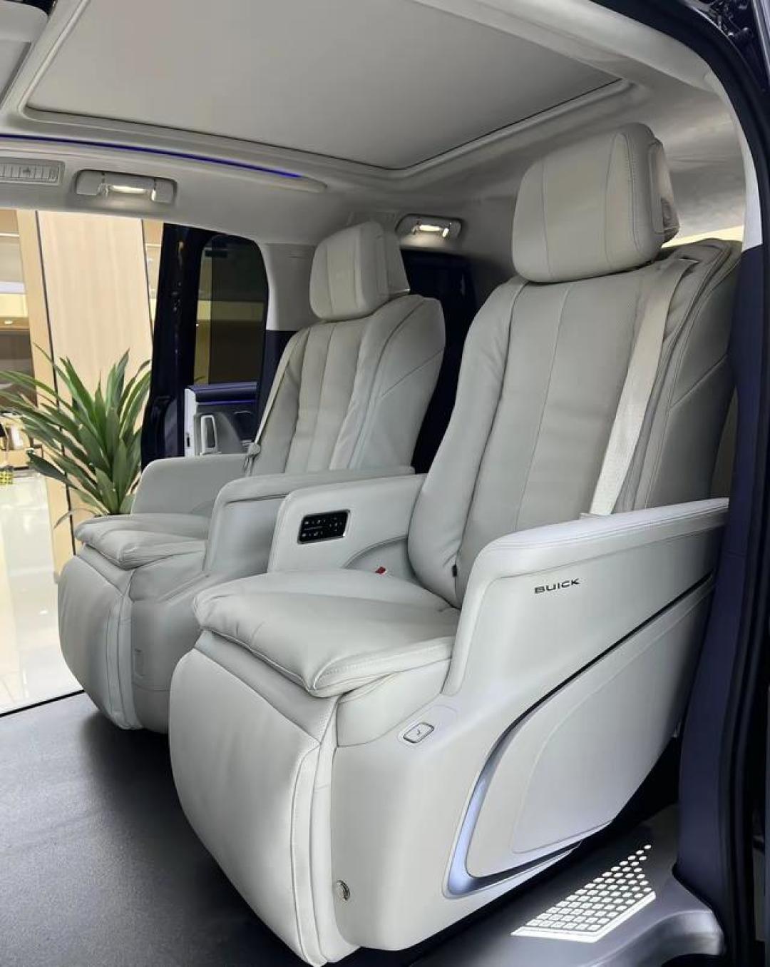 别克GL8 PHEV：2025年MPV销量榜，它凭什么能稳居前列？_MPV_什么值得买