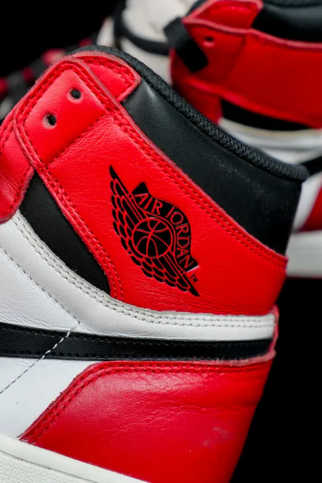 穿越回2015！这才是最纯正的AJ1芝加哥_篮球鞋_什么值得买